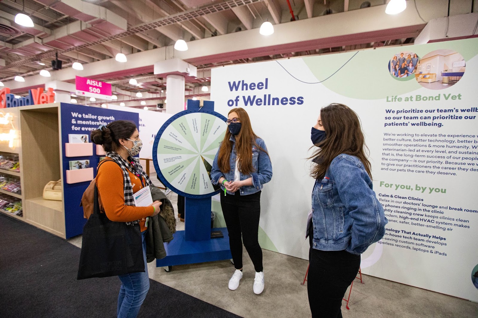 How to Optimize Trade Show Displays for Maximum Foot Traffic
